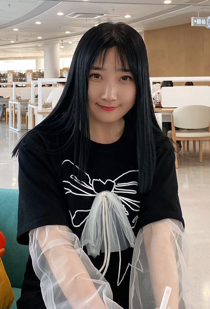 Yan Qiu Profile – Center for Intercultural Dialogue